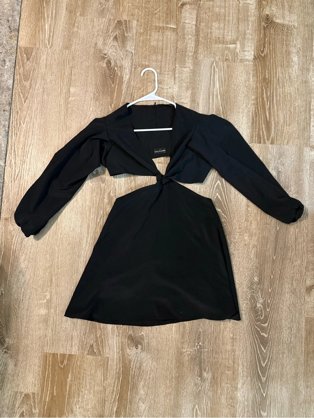 White Fox Boutique | Dresses | White Fox Boutique Black Twistcut Mini ...